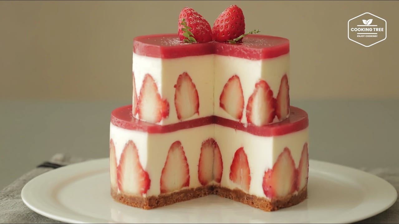 No-Bake Two-Tier Strawberry Cheesecake Recipe - Cooking Tree