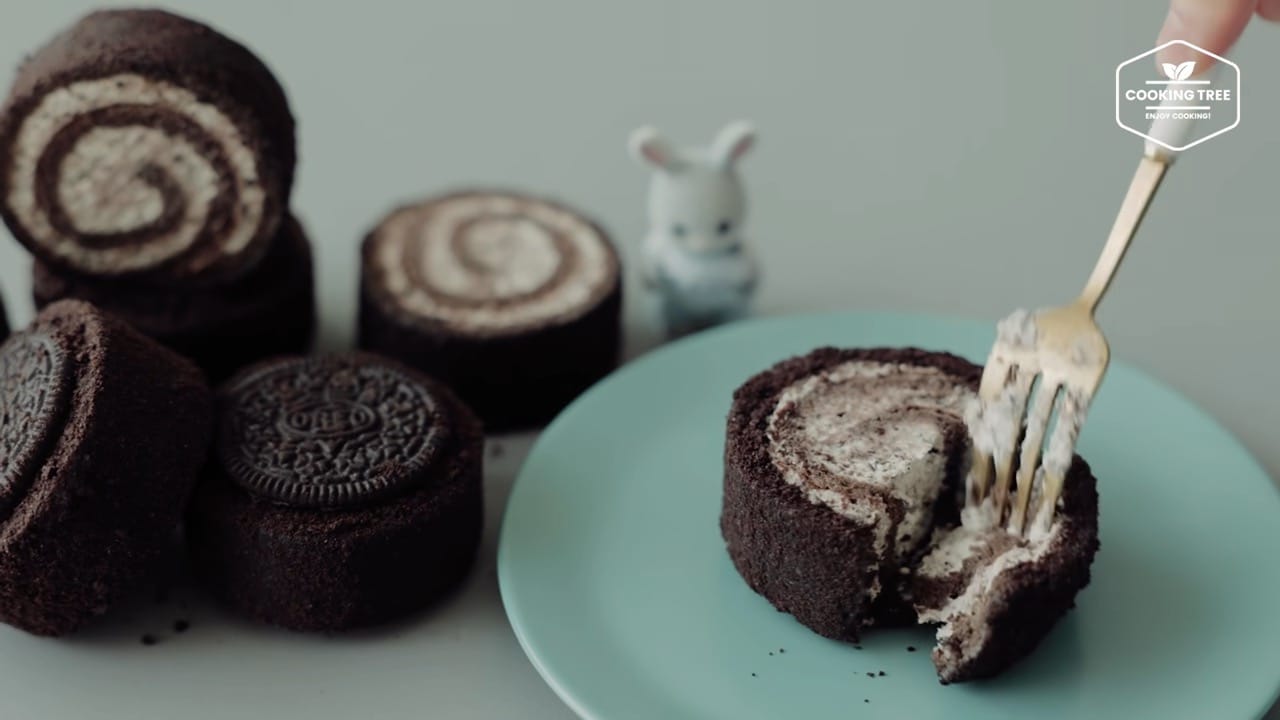 Oreo Roll Cake Recipe - Cooking Tree
