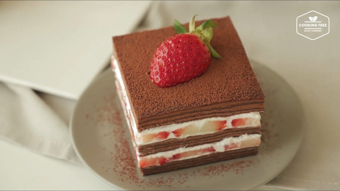 Strawberry Chocolate Crepe Cake Recipe - Cooking Tree