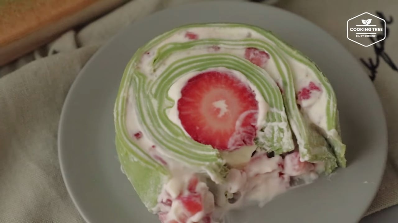 Strawberry Green tea Crepe Cake Recipe - Cooking Tree