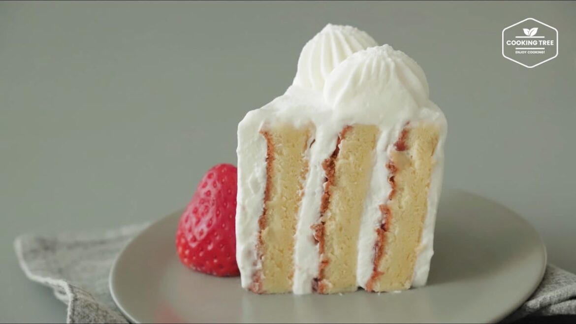 Strawberry Vertical Layer Cake Recipe - Cooking Tree