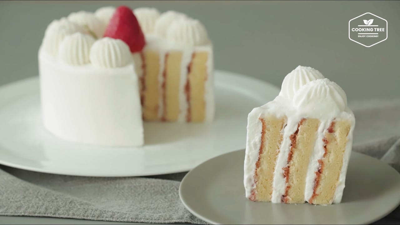 Strawberry Vertical Layer Cake Recipe - Cooking Tree