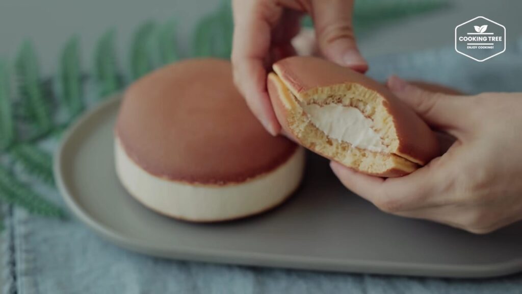 Custard Cream Dorayaki Recipe (Japanese Pancake) - Cooking Tree