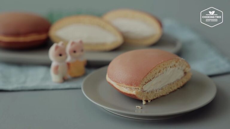 Custard Cream Dorayaki Recipe (Japanese Pancake) - Cooking Tree