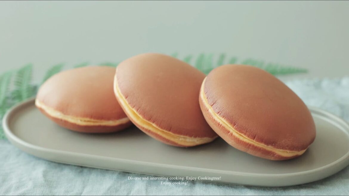 Custard Cream Dorayaki Recipe (Japanese Pancake) - Cooking Tree