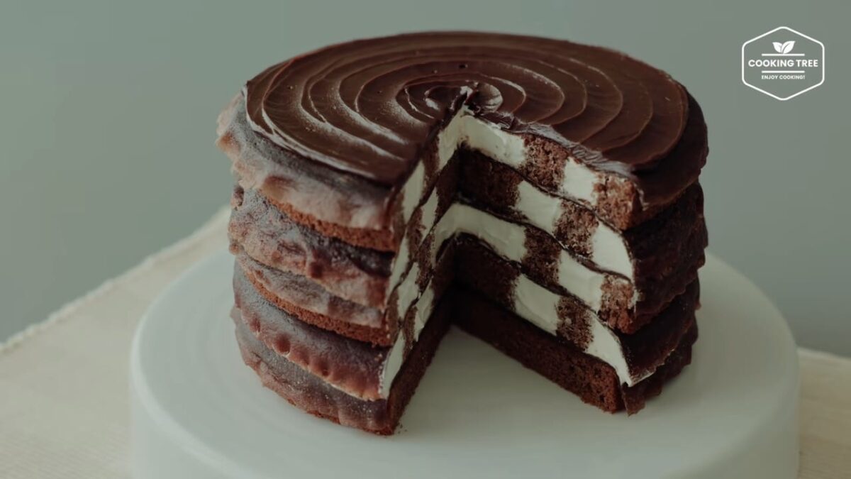 Chocolate Crepe Cake Recipe - Cooking Tree