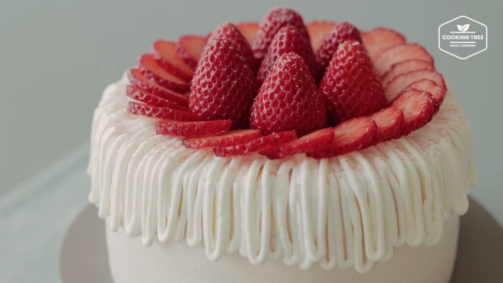 Strawberry Crepe Cake Recipe - Cooking Tree