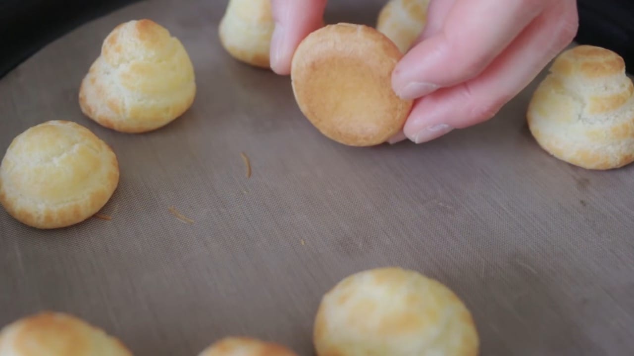 How to Choux Chocolate Ball/Chocolate cream puff