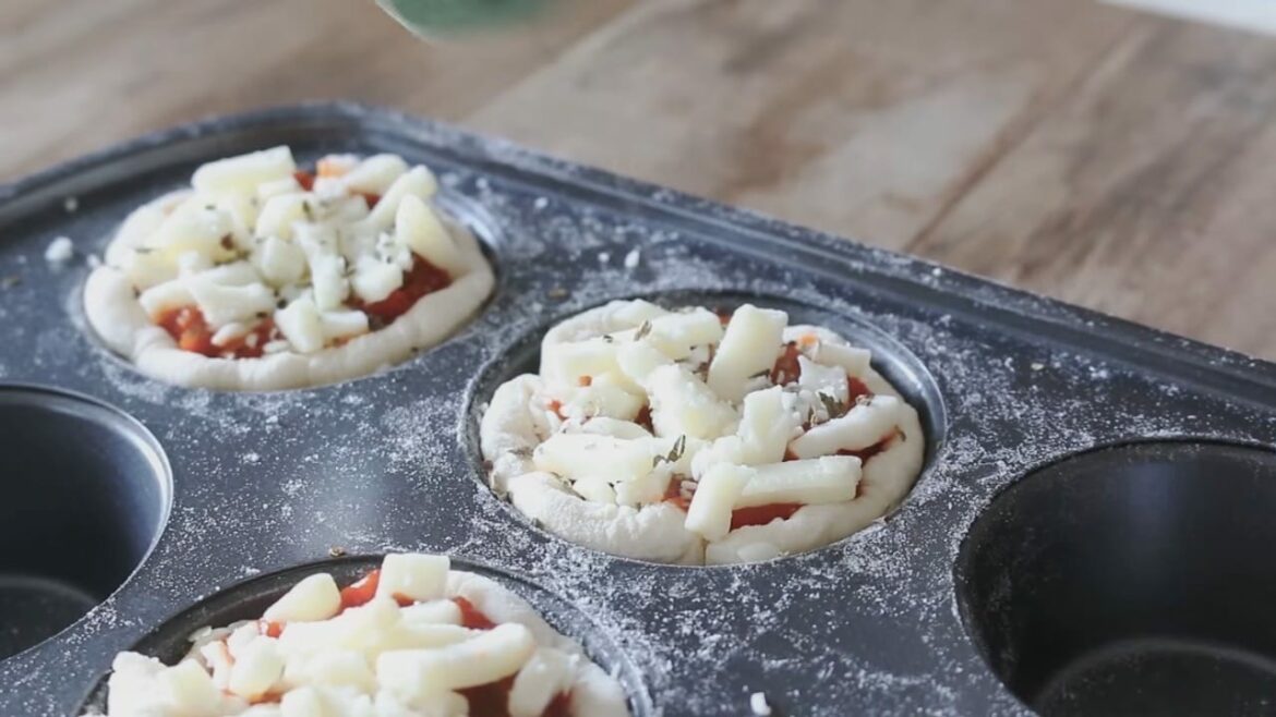 How to make Mini Deep Dish Pizza