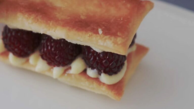 How to make Raspberry mille-feuille