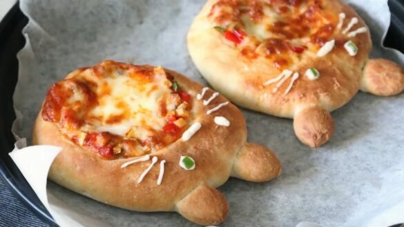 How to Make Totoro Pizza Bread