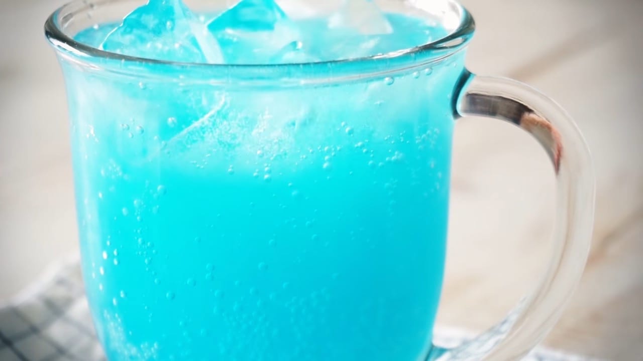 How to make Blue Lemonade