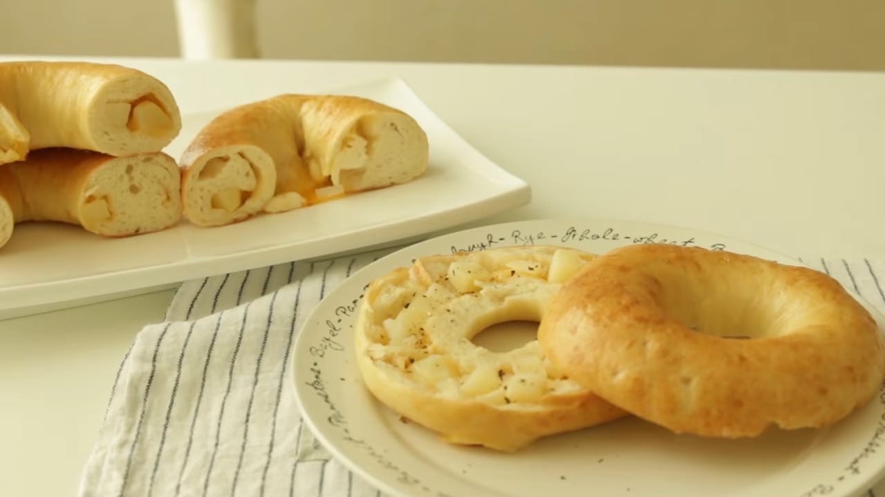 How to make Cheese Potato Bagel