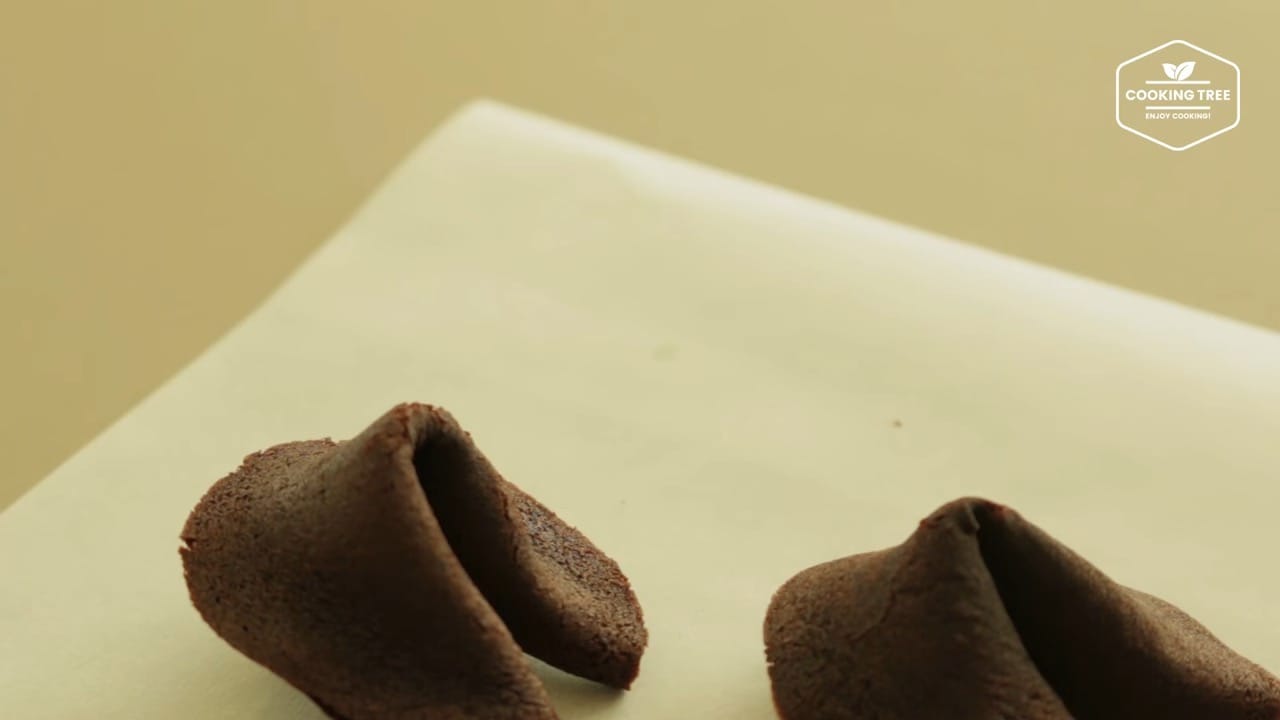 How to make Fortune Cookies
