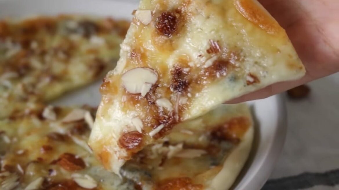 How to make Gorgonzola Pizza