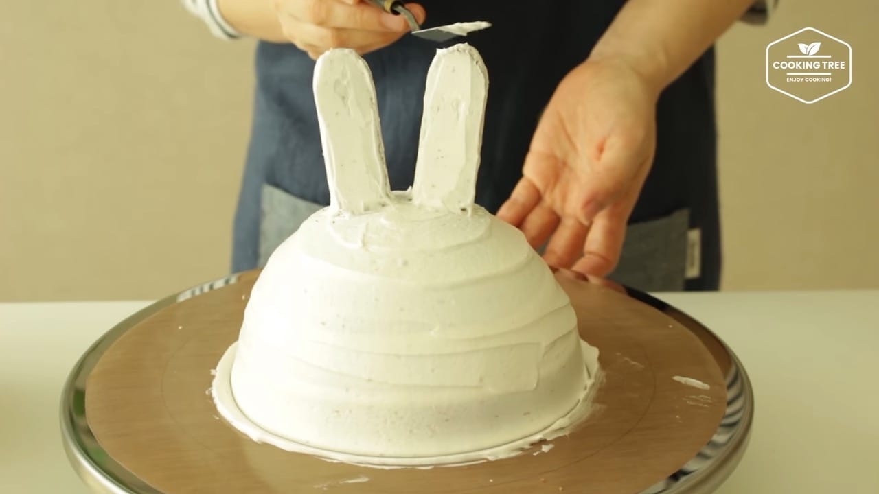How to make LINE Cony character cake