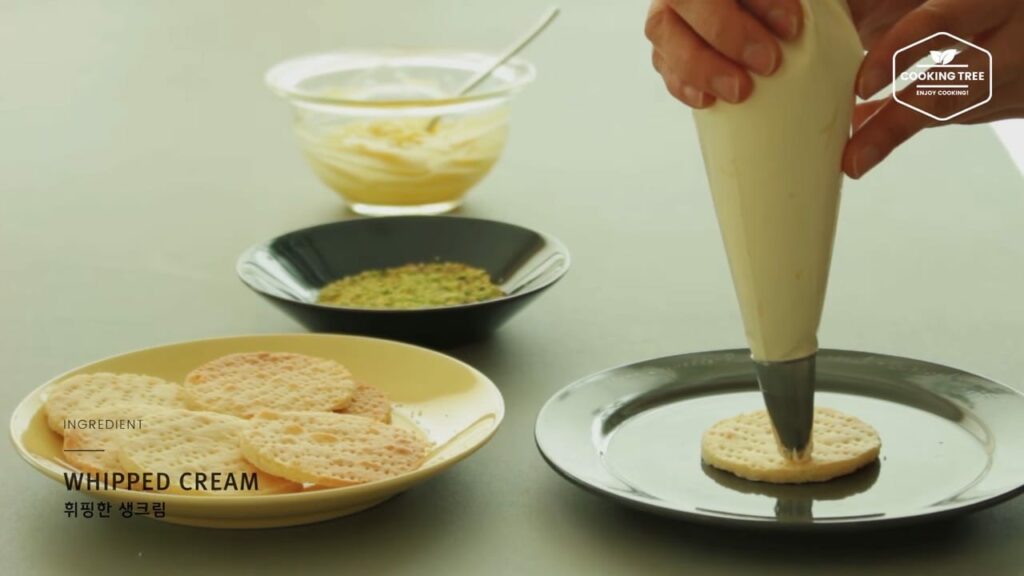 Lemon curd pistachio Mille-feuille Recipe