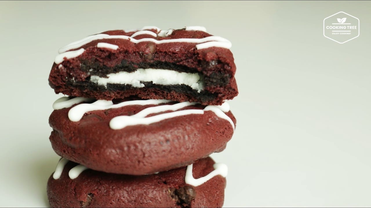 How to make Oreo stuffed red velvet cookies