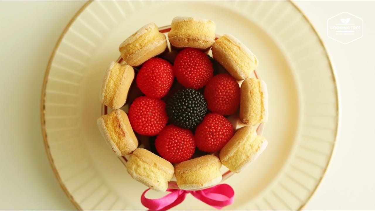 Strawberry Charlotte Recipe (Mousse cake)