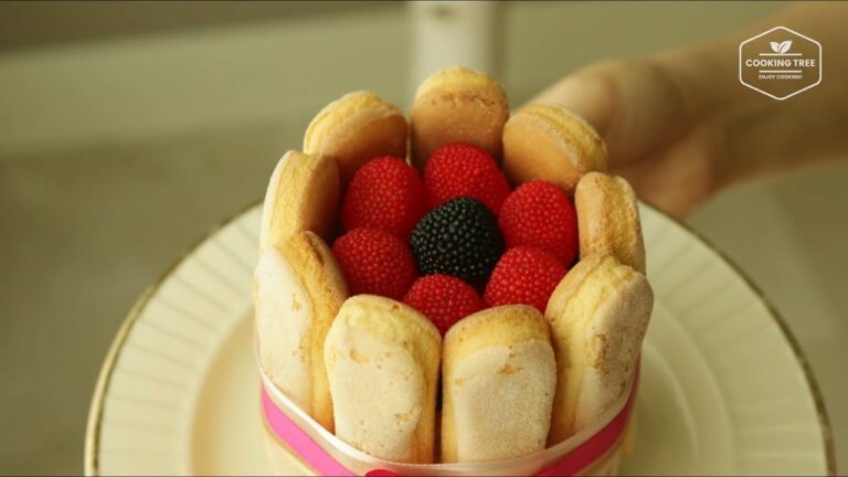 Strawberry Charlotte Recipe (Mousse cake)