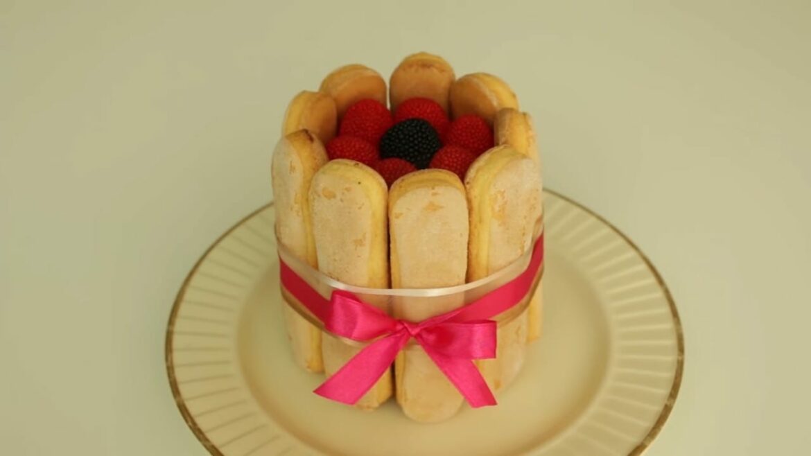 Strawberry Charlotte Recipe (Mousse cake)