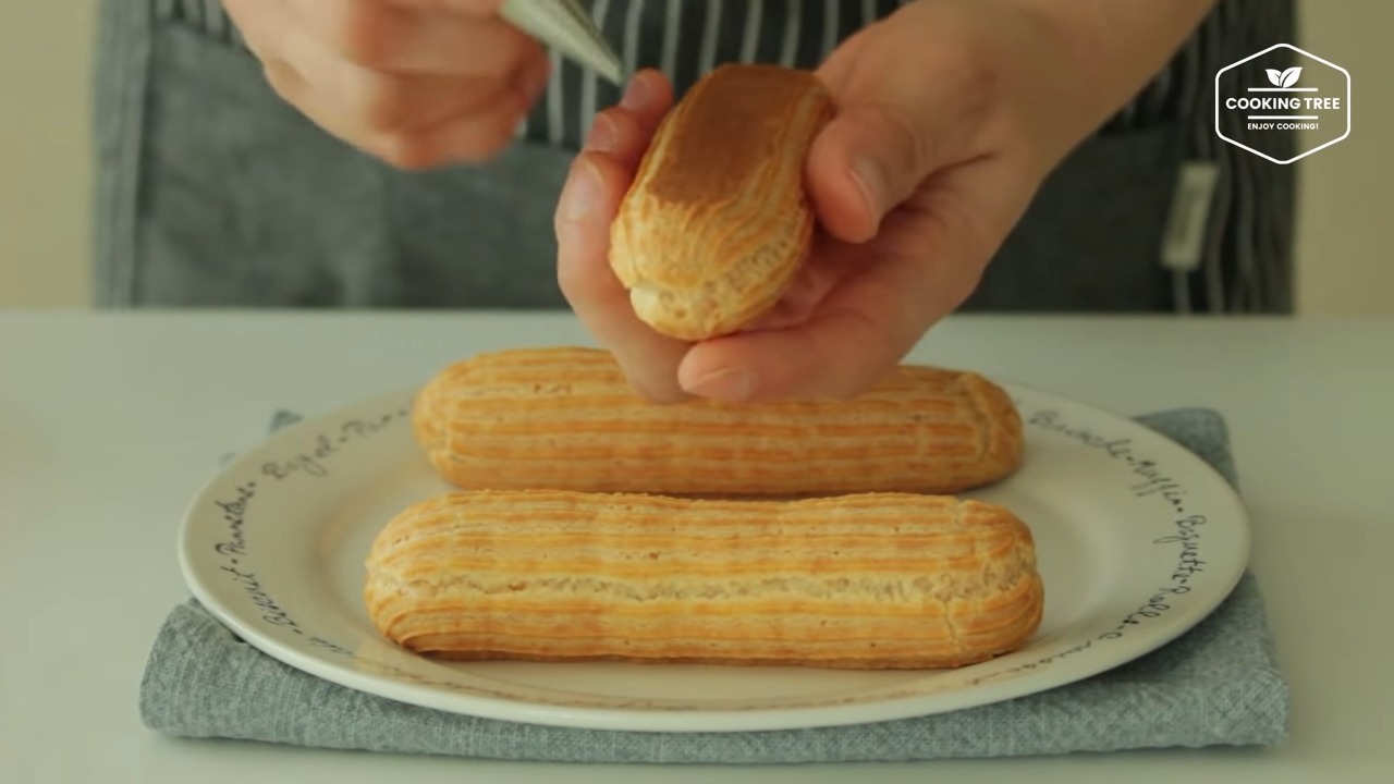 Strawberry Eclair Recipe
