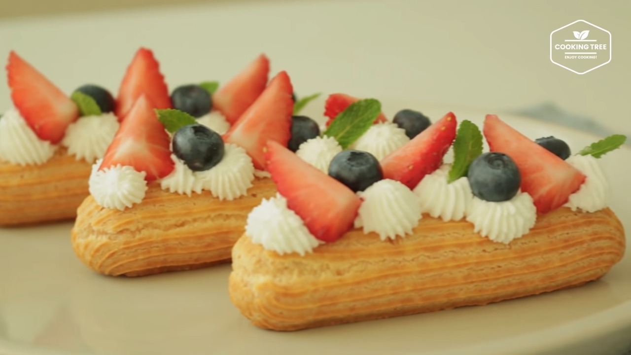Strawberry Eclair Recipe