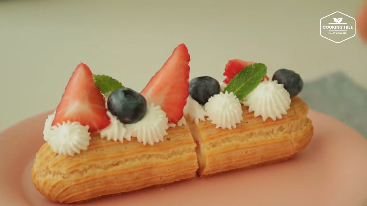 Strawberry Eclair Recipe
