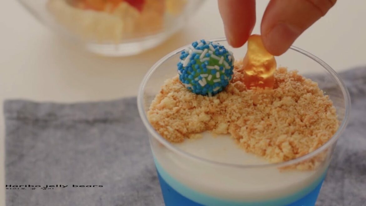 How to make Summer Beach Jelly Cup (Haribo jelly bears)