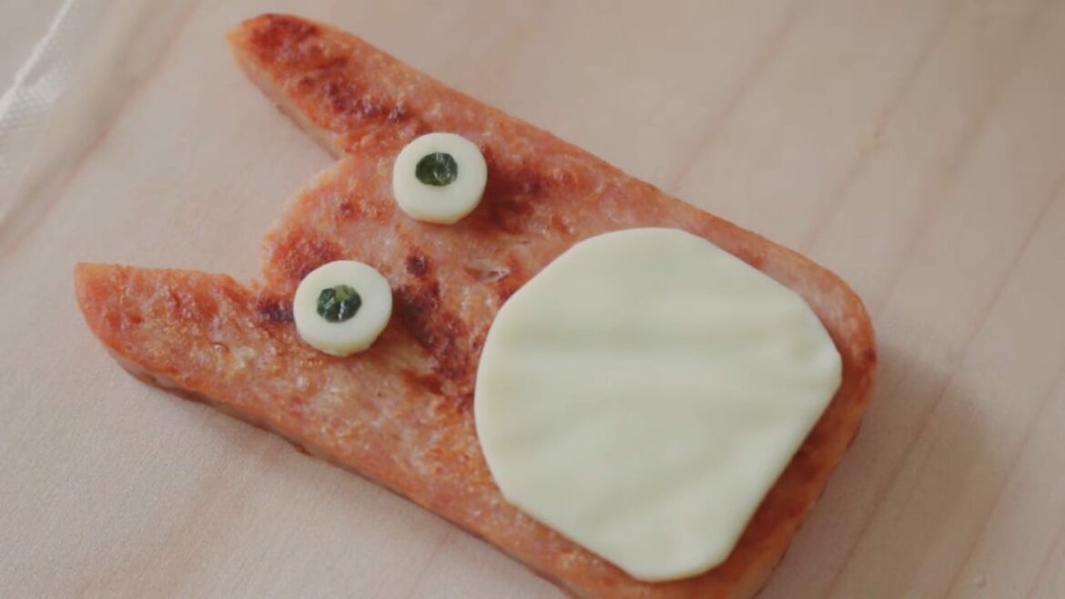 How to make Totoro Spam (Musubi Totoro lunch box)