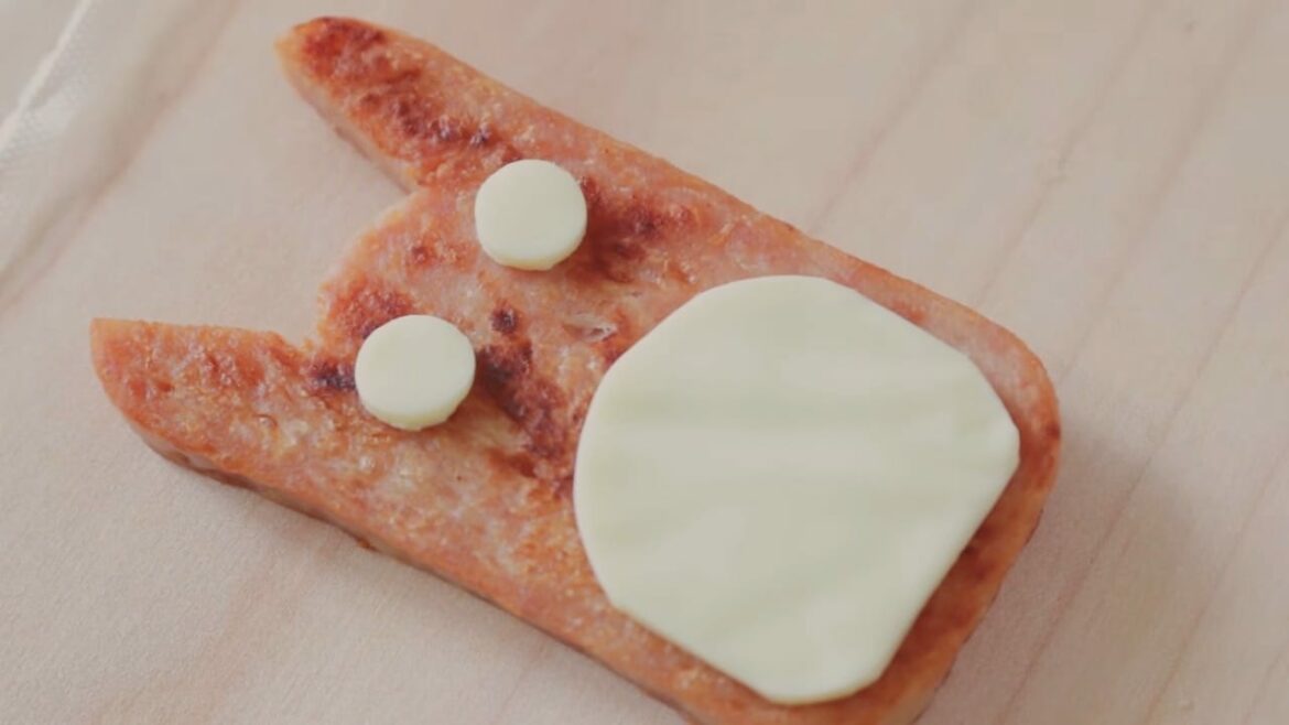 How to make Totoro Spam (Musubi Totoro lunch box)