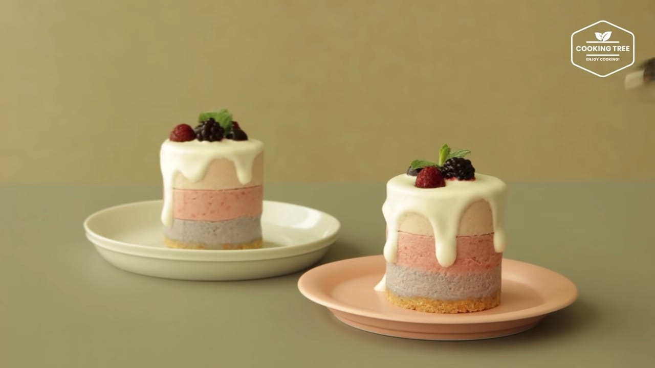 How to make Triple berry mousse cake