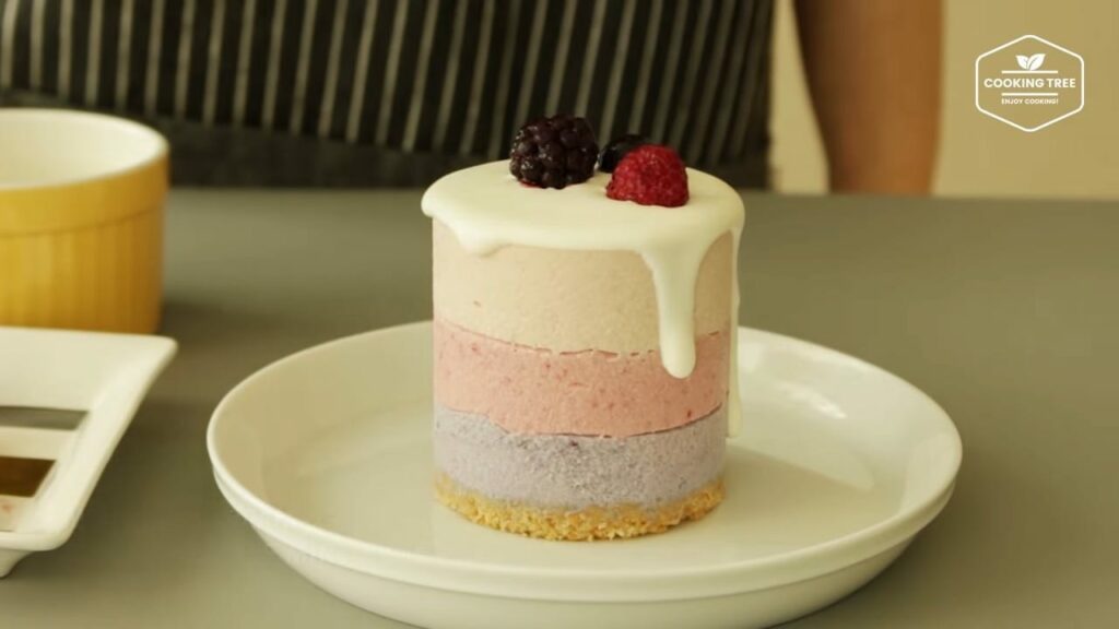 How to make Triple berry mousse cake