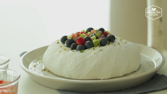 Blueberry Pavlova Recipe
