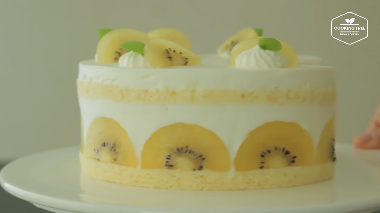 Golden kiwi cake Recipe