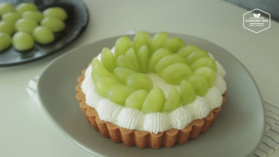 Green grape tart Recipe
