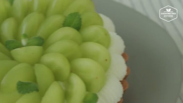 Green grape tart Recipe