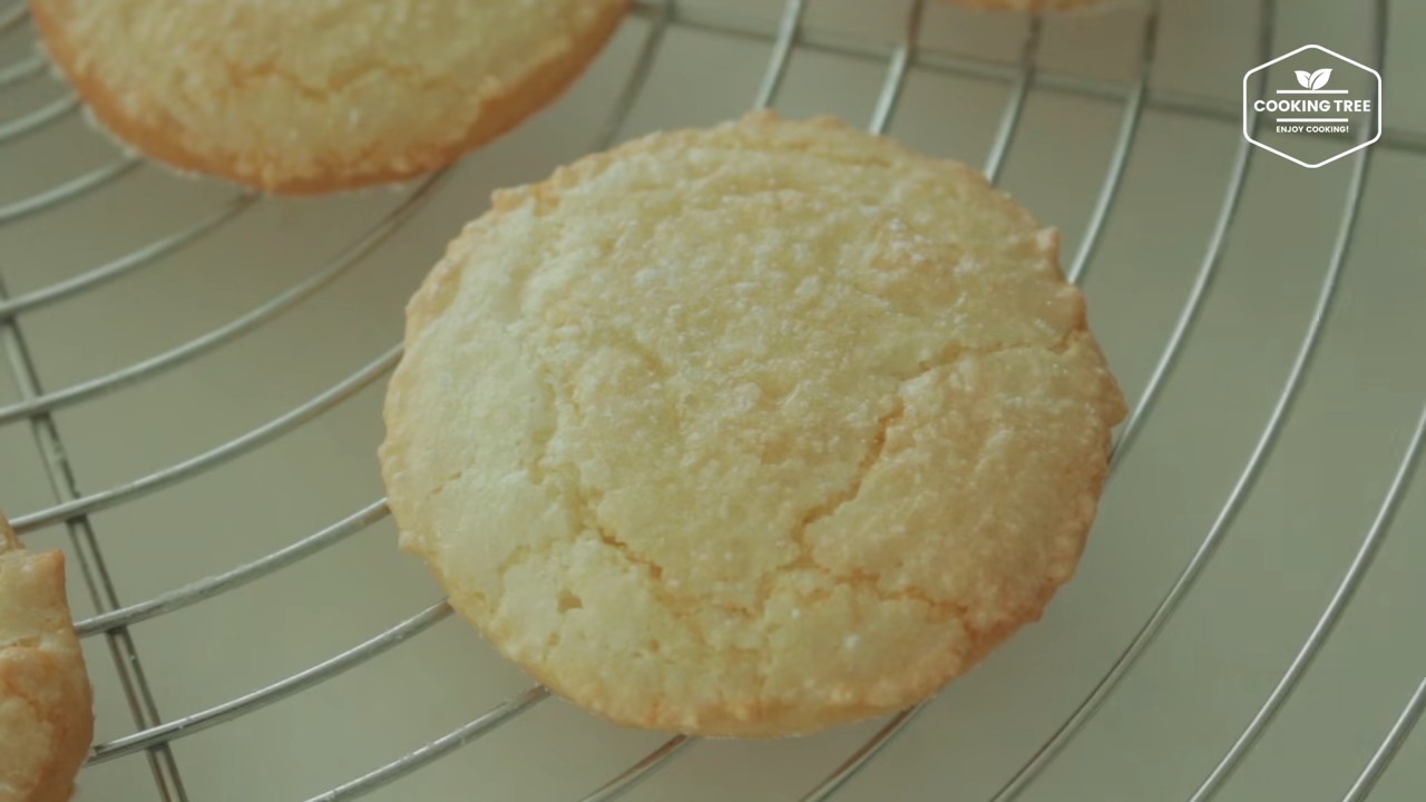 Nuts Caramel Dacquoise