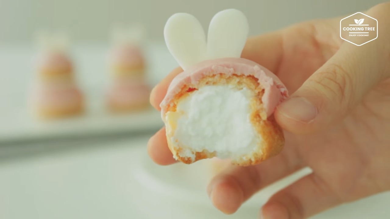 Pink Rabbit Cookie Choux (Cream puff) Recipe