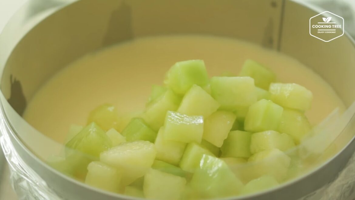 REAL! Melon mousse cake Recipe