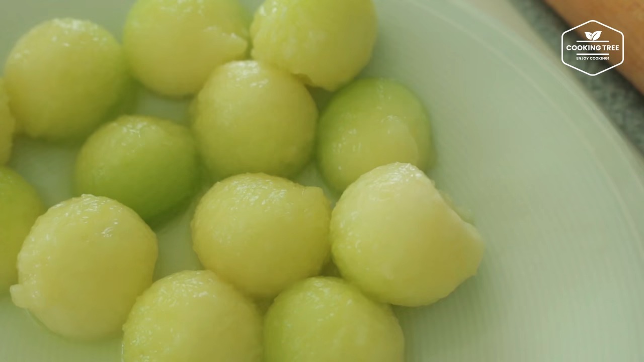 REAL! Melon mousse cake Recipe