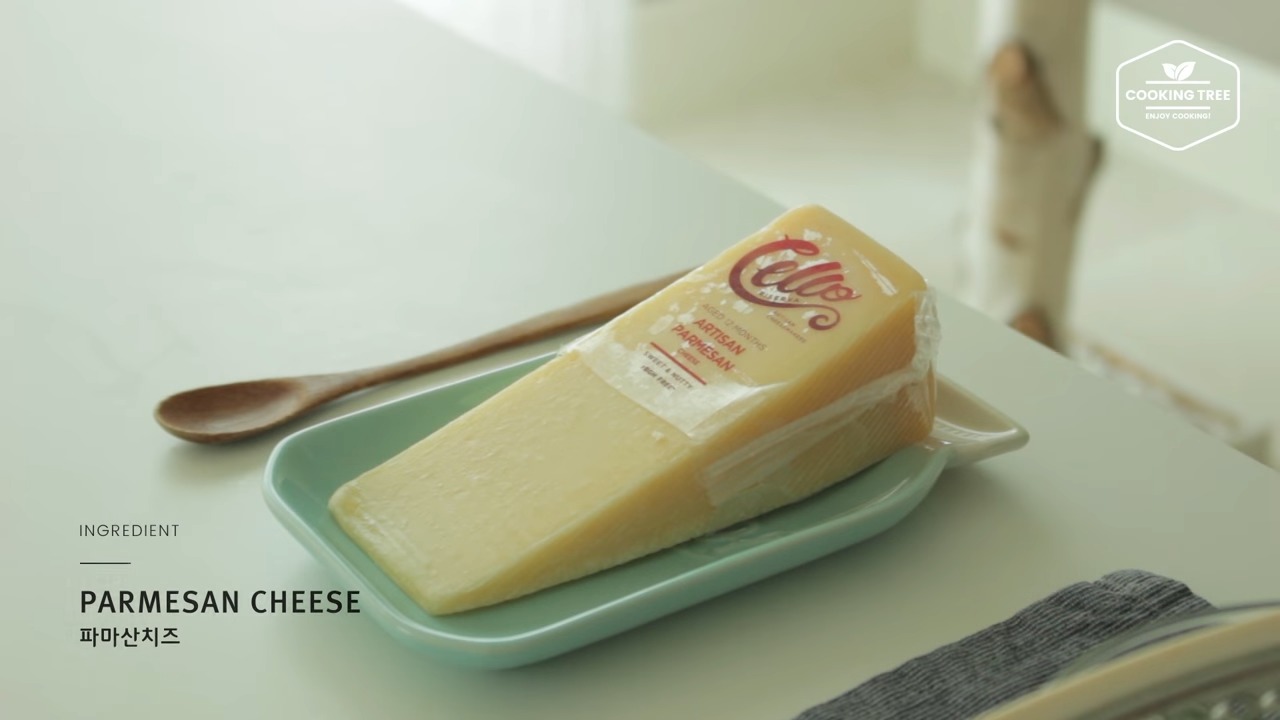 Squid ink Cheese scones Recipe