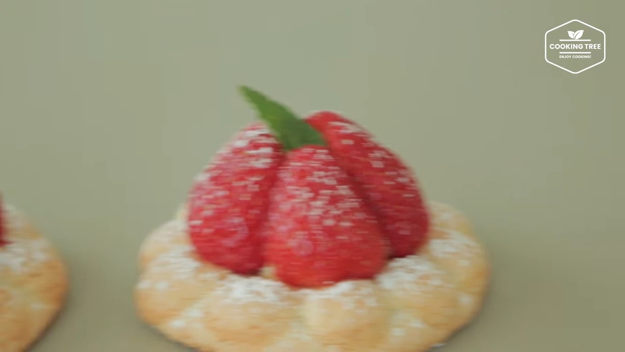 Strawberry Dacquoise Recipe