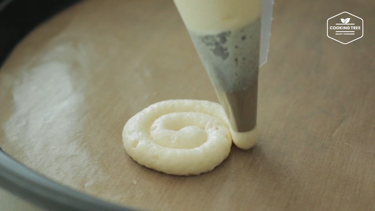 Strawberry Dacquoise Recipe