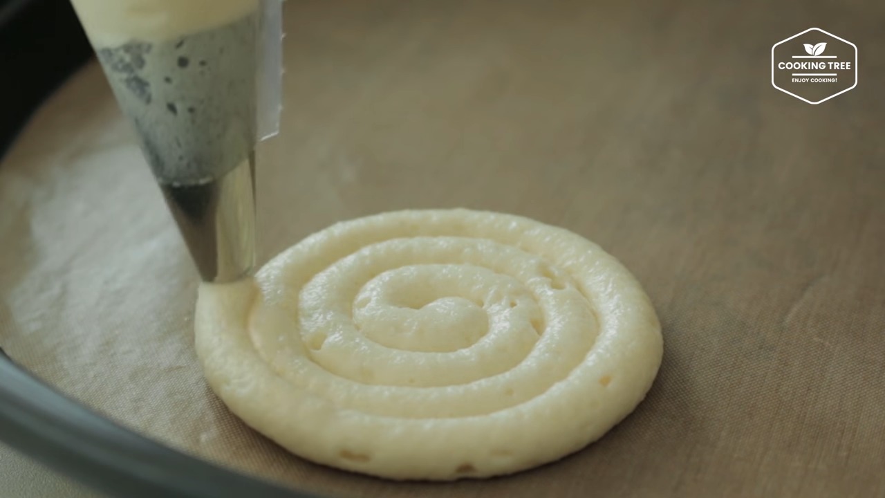 Strawberry Dacquoise Recipe