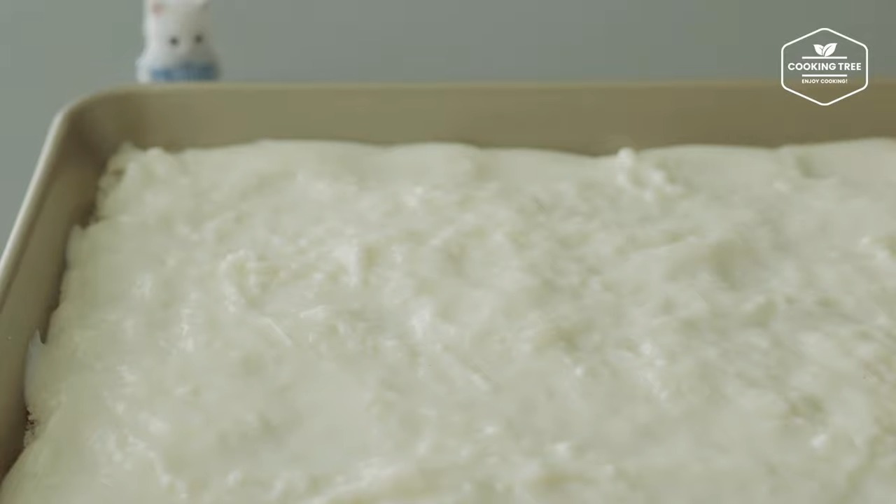 Coconut Milk Custard Roll - Cooking Tree