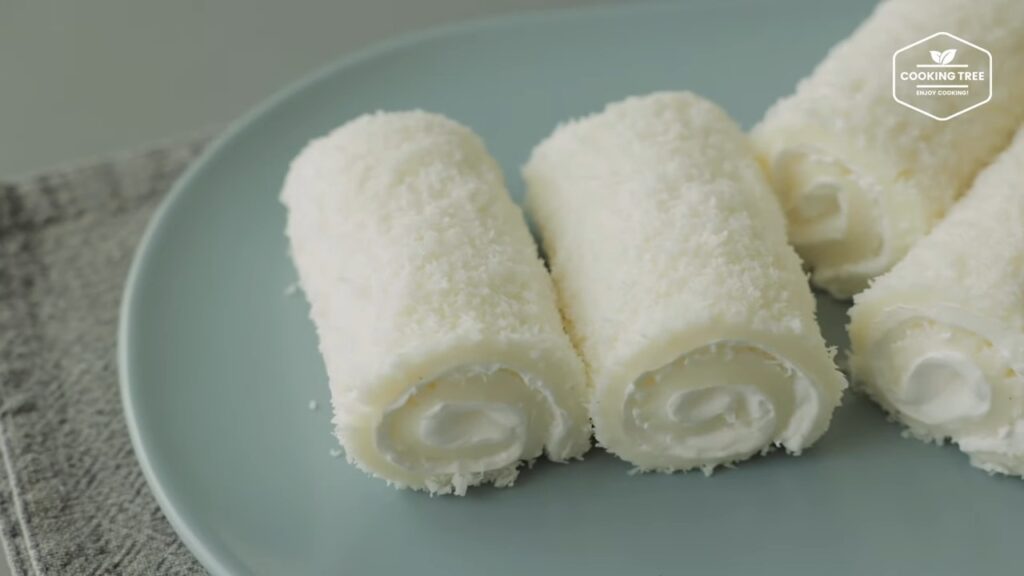 Coconut Milk Custard Roll - Cooking Tree