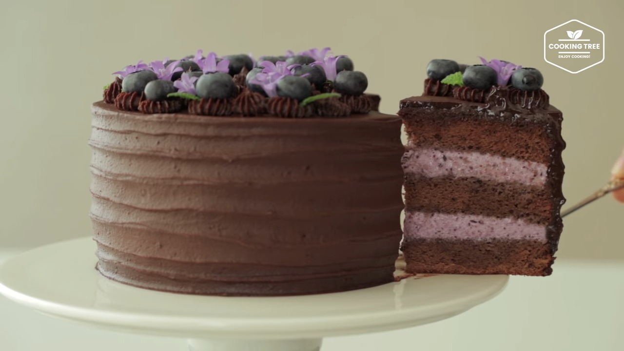 Blueberry Ganache Cake Recipe (Chocolate cake)