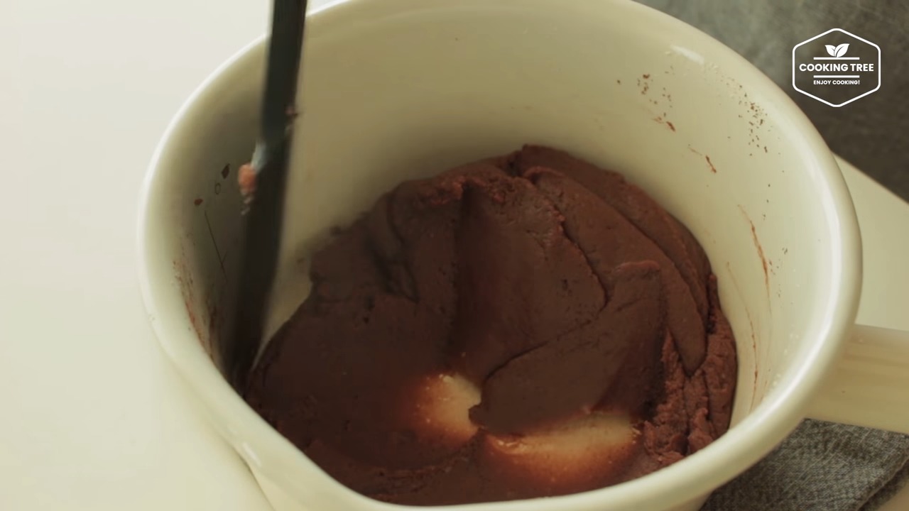 Chocolate cube cream puffs (choux) Recipe