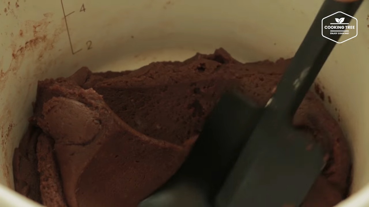Chocolate cube cream puffs (choux) Recipe